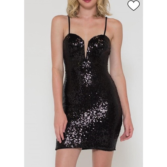 Solemio | Dresses | Black Sequin Deep Cut Dress | Poshmark